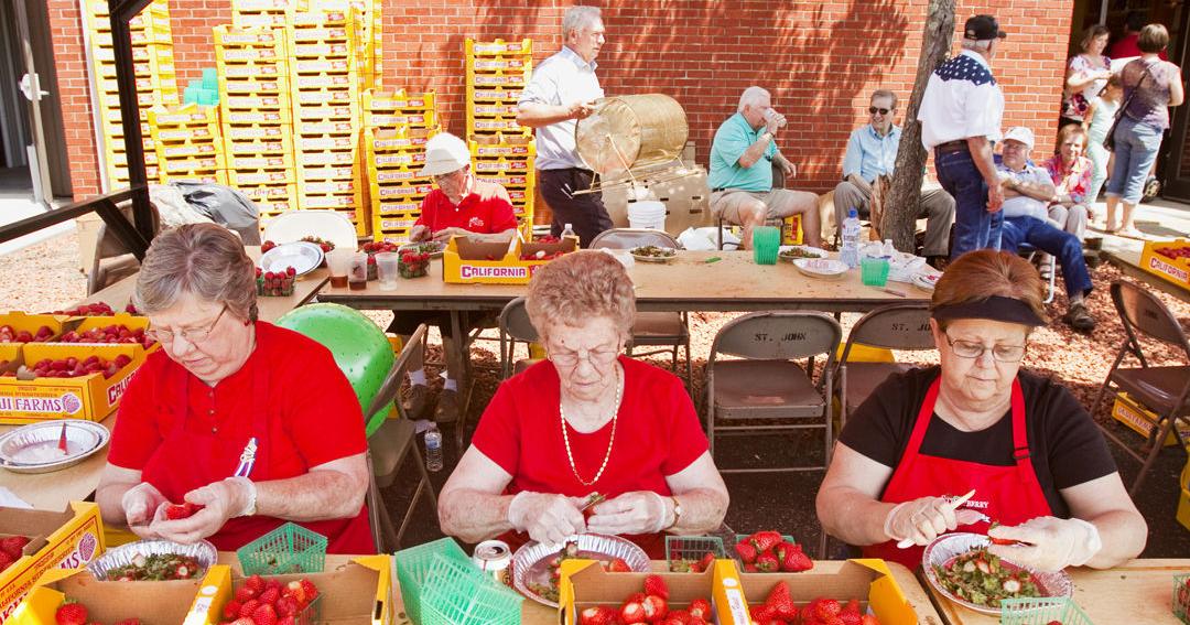 PHOTO GALLERY + VIDEO: Starlight Strawberry Festival | News ...