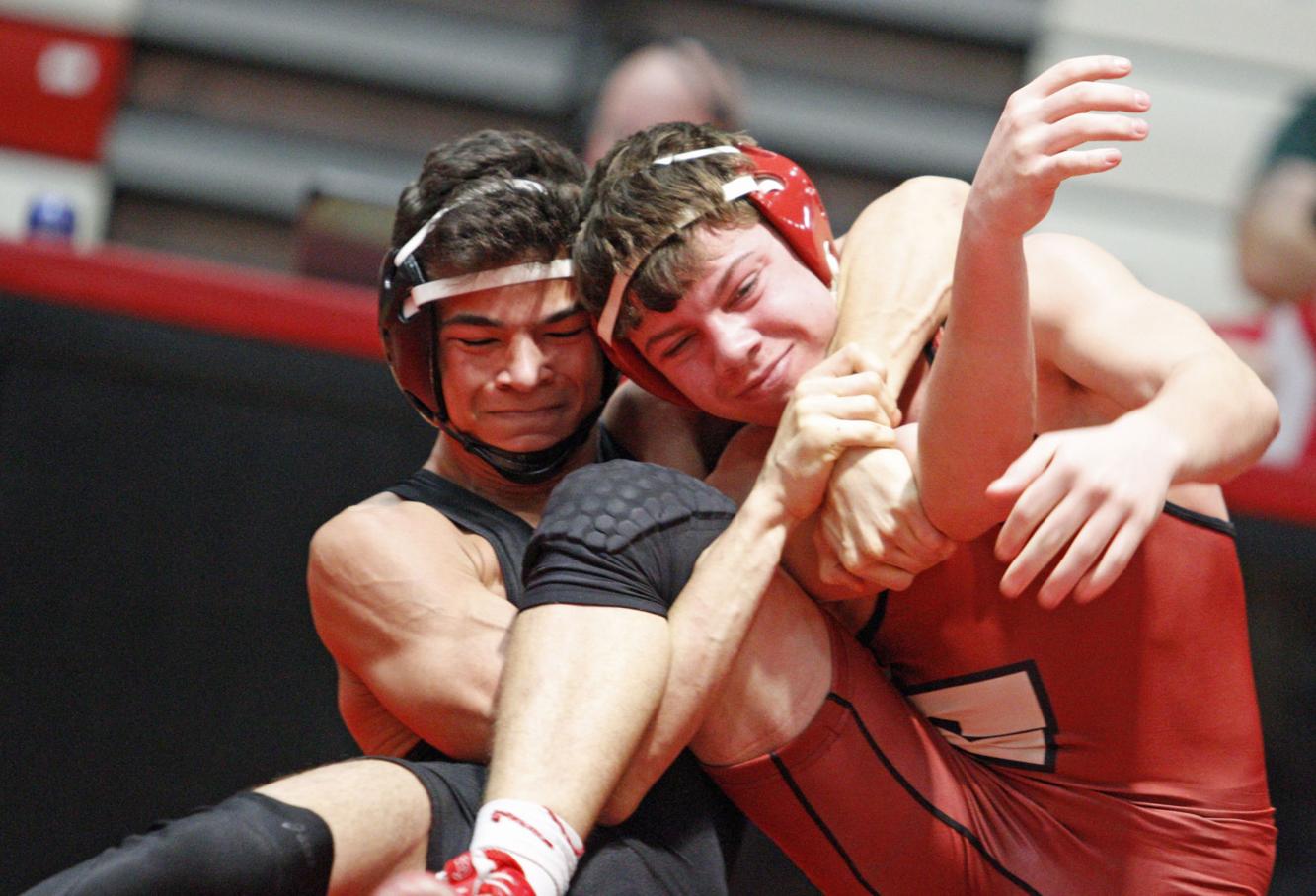 WRESTLING: Red Devils win 3rd straight sectional title | Sports ...