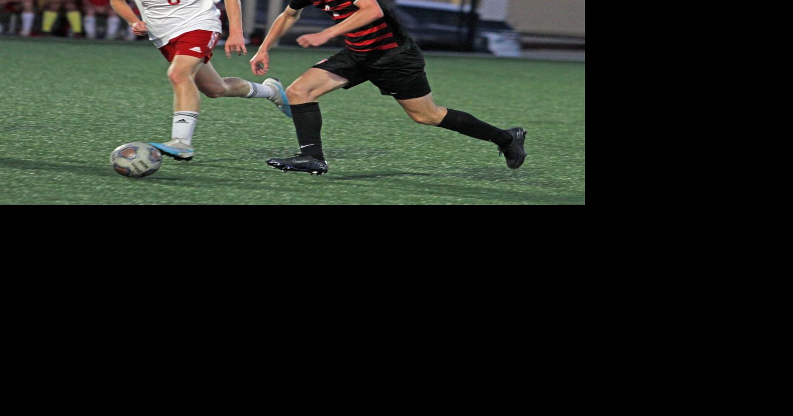 BOYS' SOCCER ROUNDUP: Thurston leads 'Dogs over Devils | Sports ...