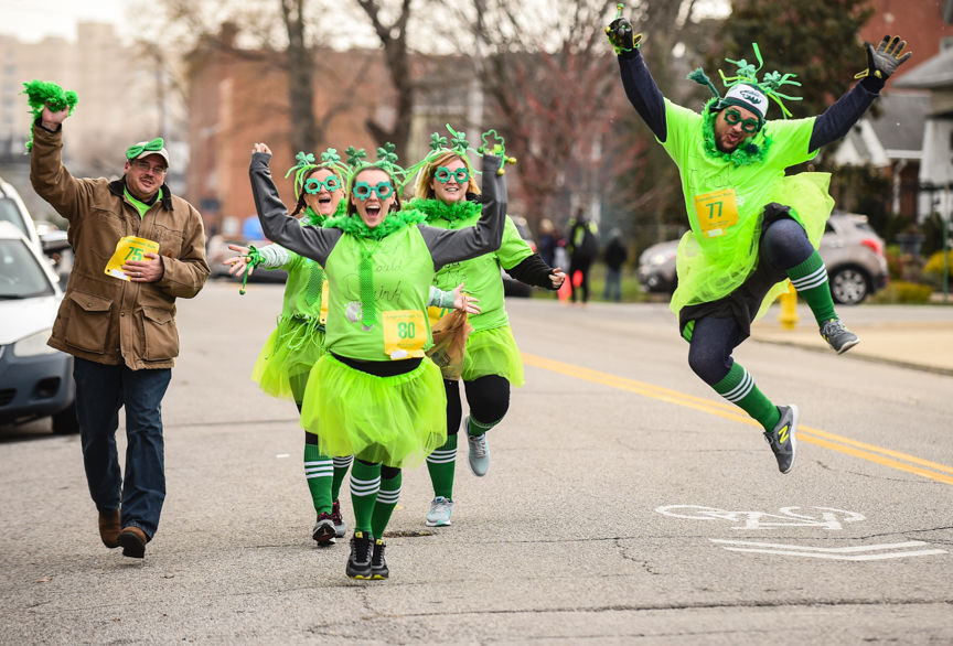 PHOTO GALLERY: MAGICAL MILES: Runners, including Pickles, the unicorn ...