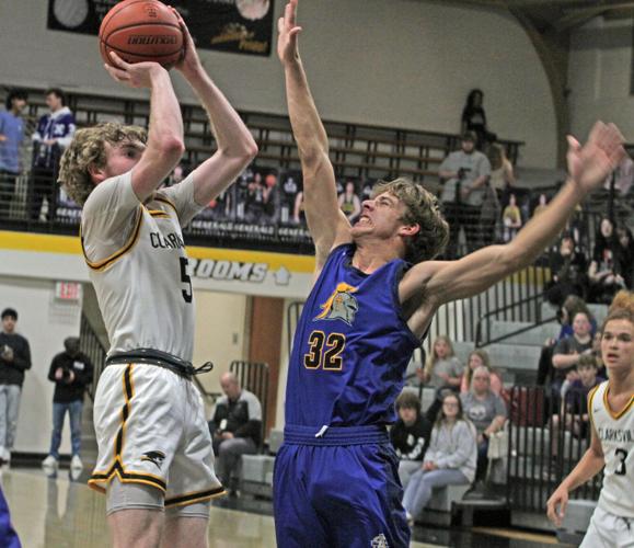 BOYS' BASKETBALL: Warriors improve to 4-0 with win at Clarksville ...