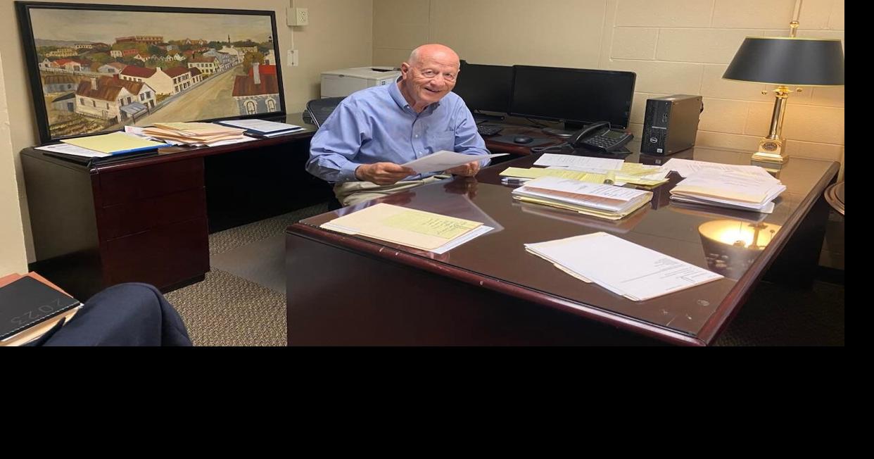 Pat Biggs fully retires from the Floyd County Public Defender's Office ...