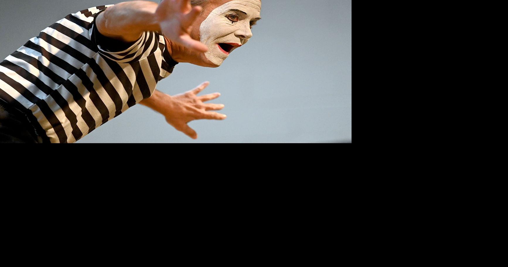 Speechless storytelling: Mimes teach students joy of writing ...