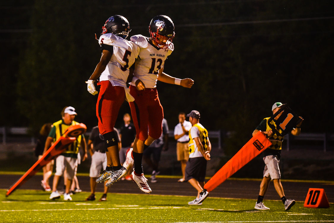 FOOTBALL: Floyd Central's Wenkers Wright owns the night | Sports ...