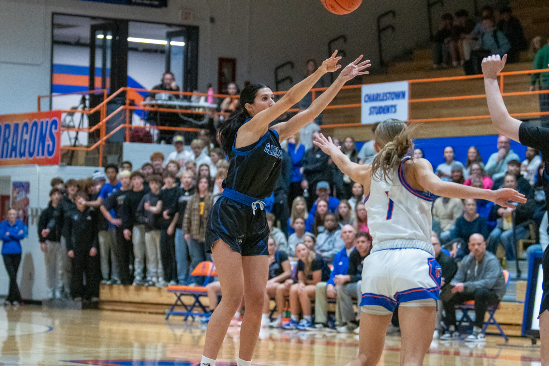 GIRLS' BASKETBALL ROUNDUP: Pirates win on Warnock's shot - BVM Sports