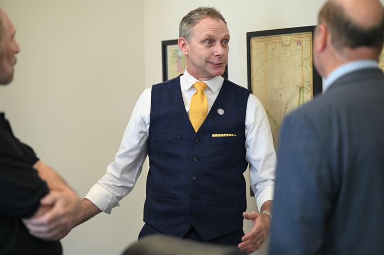 New Albany Township Trustee's Office celebrates new location | News ...