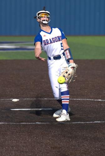HIGH SCHOOL SOFTBALL: Dragons outlast Panthers for sectional title ...