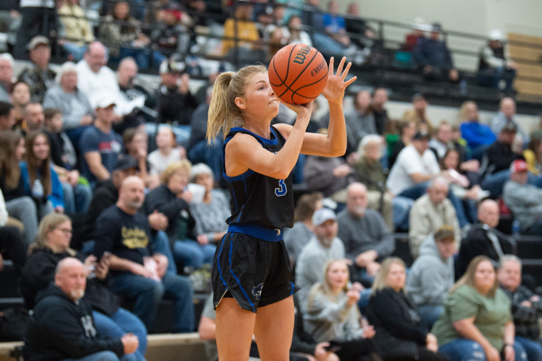 BASKETBALL ROUNDUP: Dragons try for 6th straight holiday tourney title ...