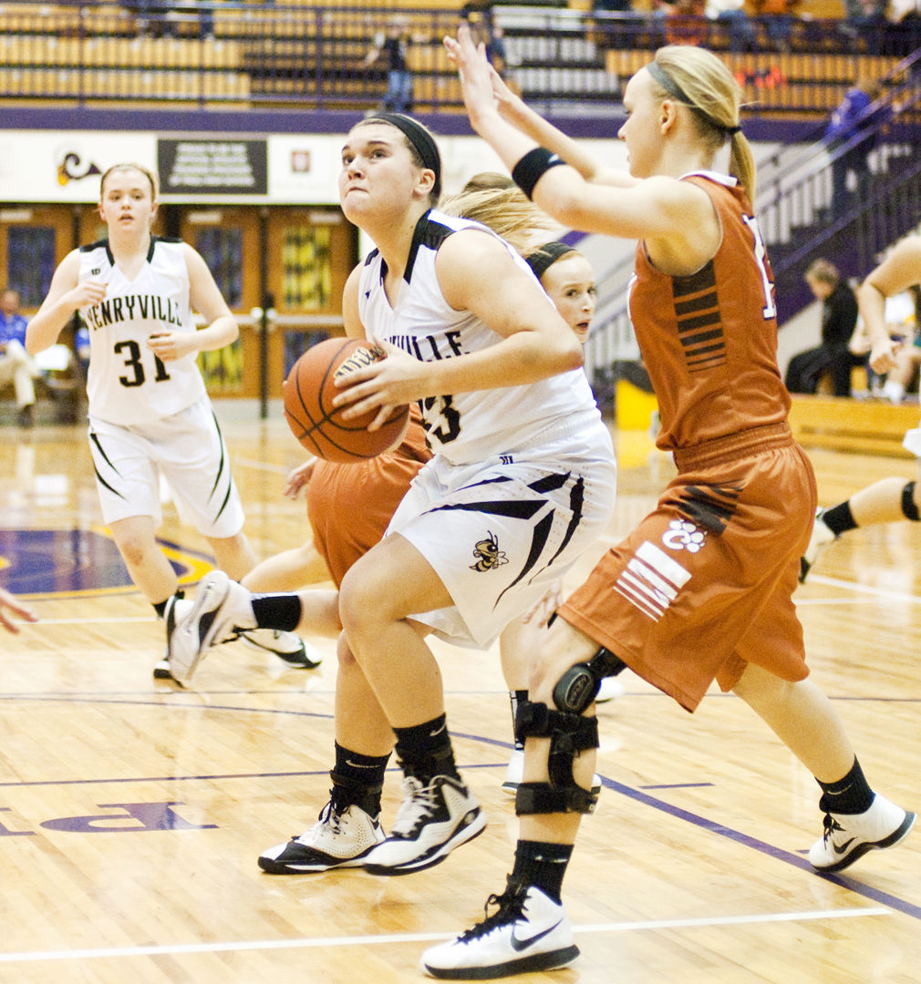 CLASS 2A PAOLI SECTIONAL: Pioneers advance to sectional final with 69 ...