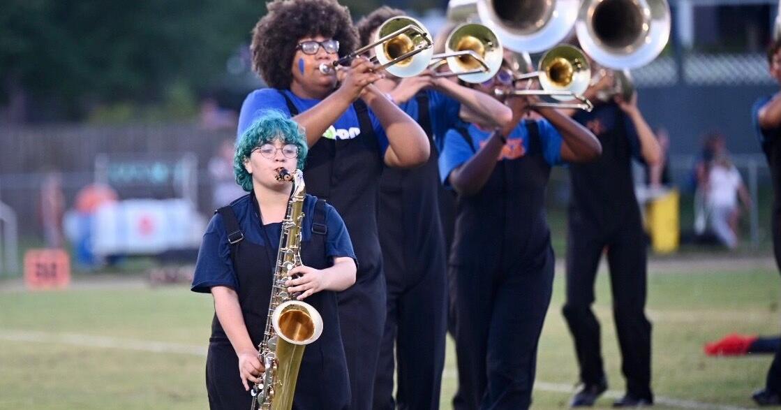 PHOTOS: Silver Creek marching band performs | News | newsandtribune.com