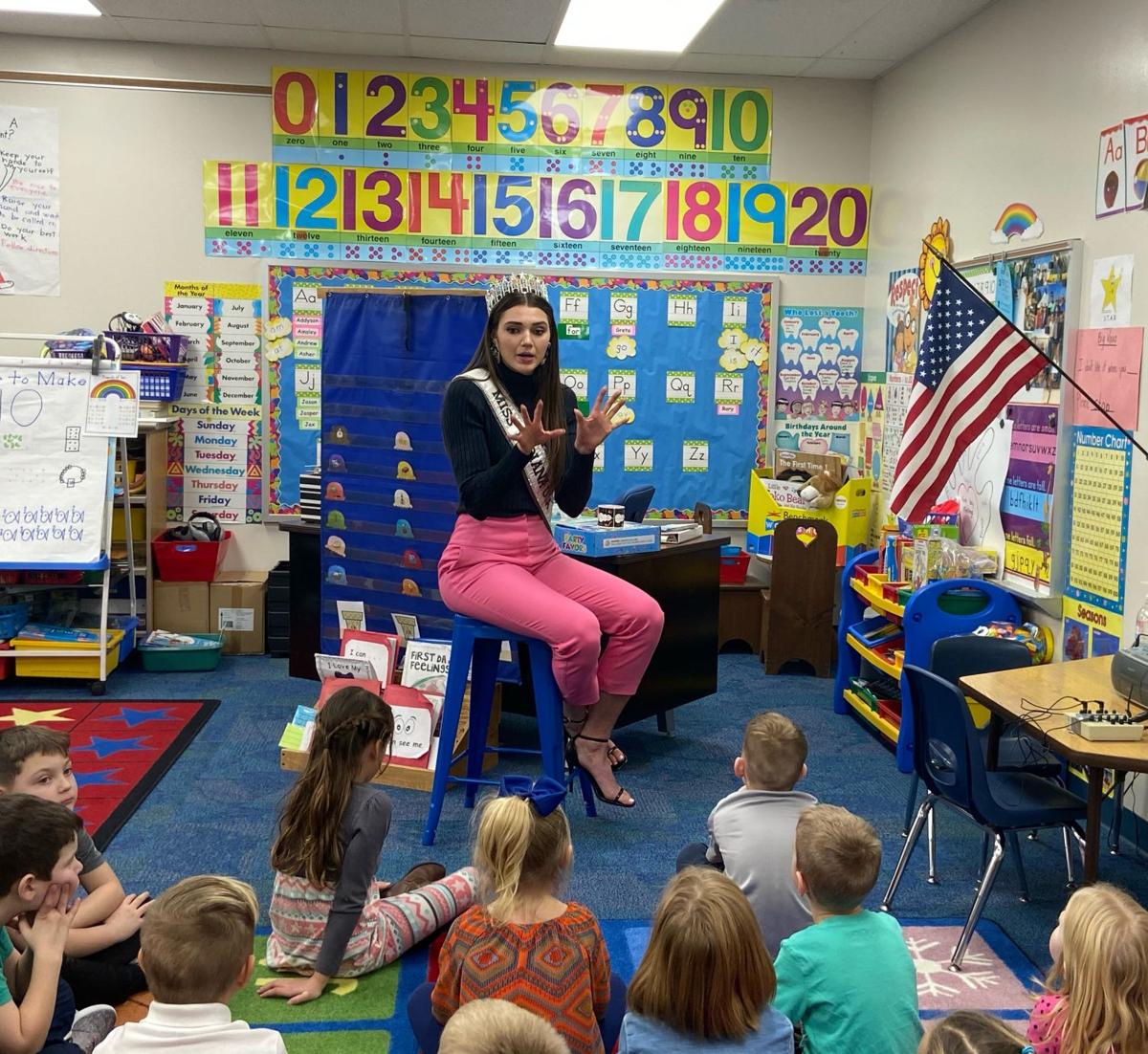Miss Indiana USA Alexis Lete visits Floyds Knobs Elementary | News ...