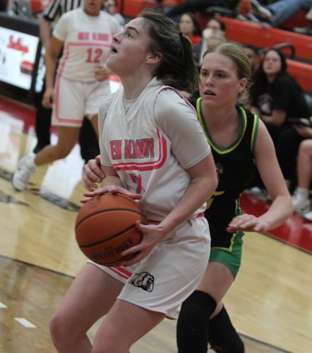 GIRLS' BASKETBALL: Highlanders beat Bulldogs to stay perfect in HHC ...