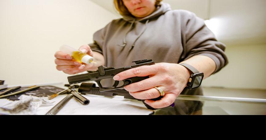 Indiana legislation would get rid of required handgun carry permit ...