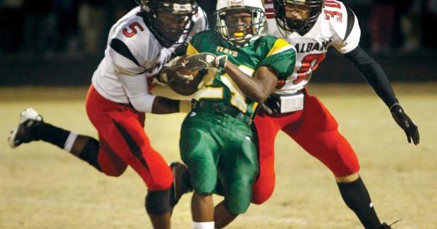 HIGH SCHOOL FOOTBALL: Floyd Central wins a wild one against New Albany ...