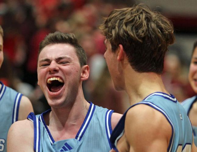 BOYS' BASKETBALL: Seniors have helped Warriors reach regional | Sports ...
