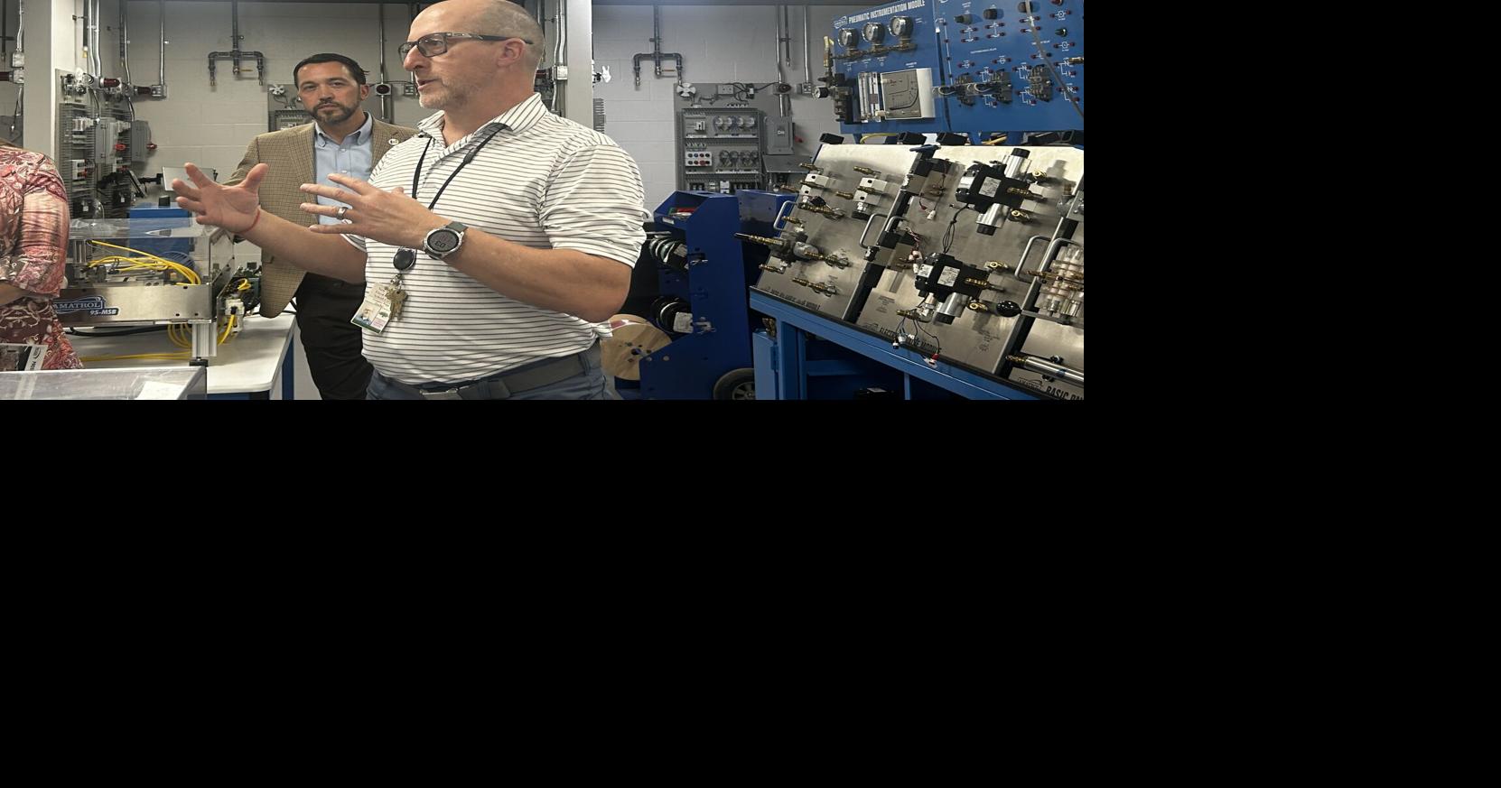 Prosser Career Education Center cuts ribbon on new manufacturing lab ...