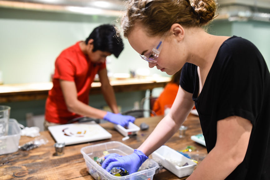 New Albany studio allows customers to create their own glass artwork ...