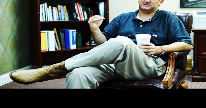 Holcomb prepares for new battle | News | newsandtribune.com