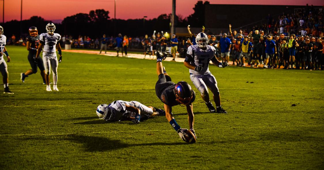 FOOTBALL: Messer's late return lifts Dragons over Pirates | Sports ...