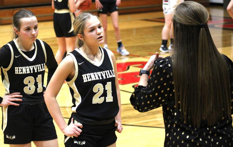GIRLS' BASKETBALL: No. 4 Borden dominates, defeats Henryville | Sports ...