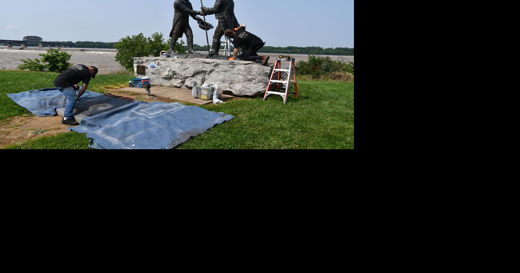 Lewis and Clark Handshake Statue restored in Clarksville | News ...