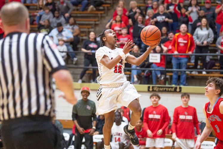 BOYS' BASKETBALL PREVIEW: Lions look to build off of last season ...