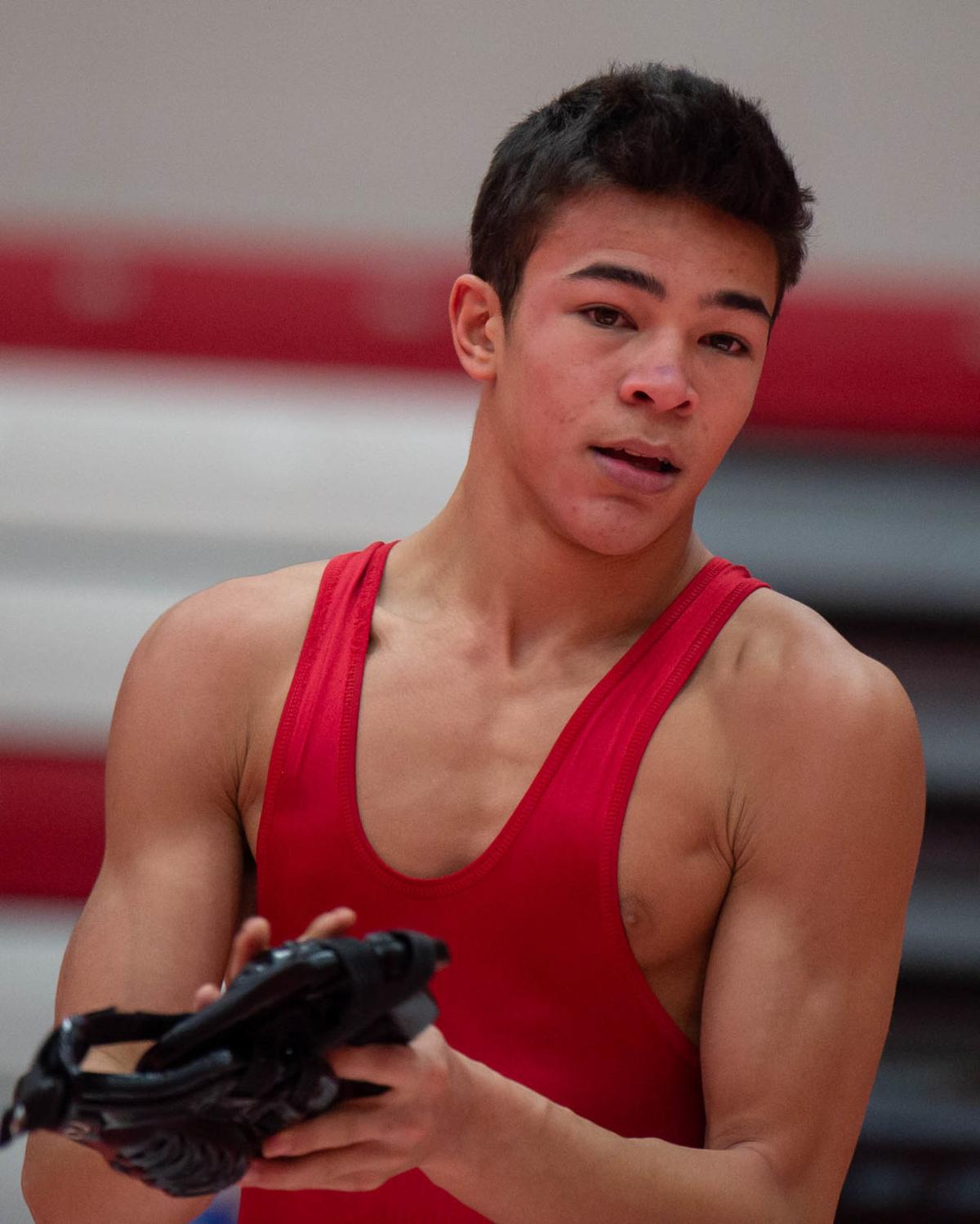 HIGH SCHOOL SPORTS NOTEBOOK: Pair of Red Devils make college choices ...