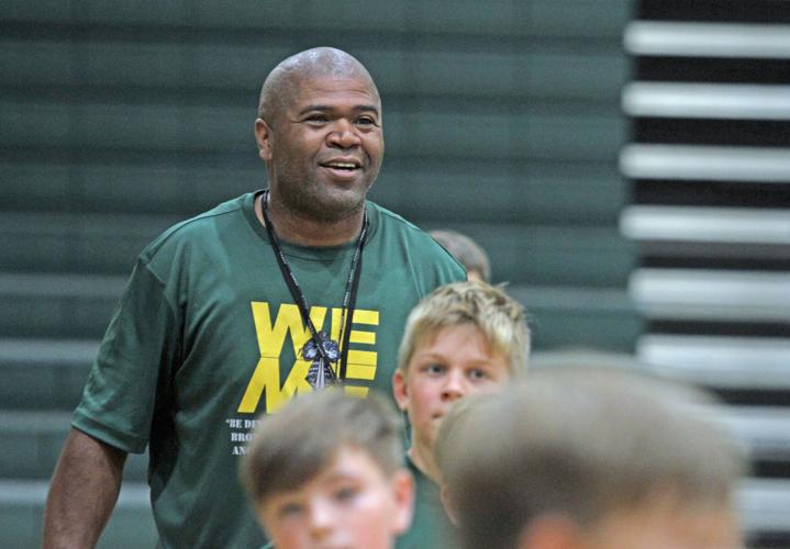 BOYS' BASKETBALL: Fonso White settling in at Floyd Central | Sports ...