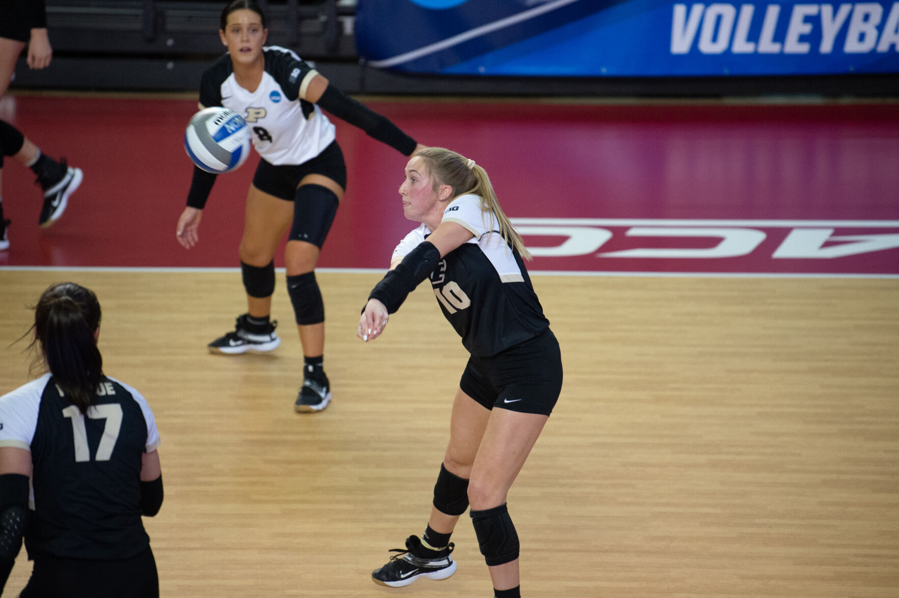 WOMEN'S COLLEGE VOLLEYBALL: Pair of former Pioneers prepare for Big ...