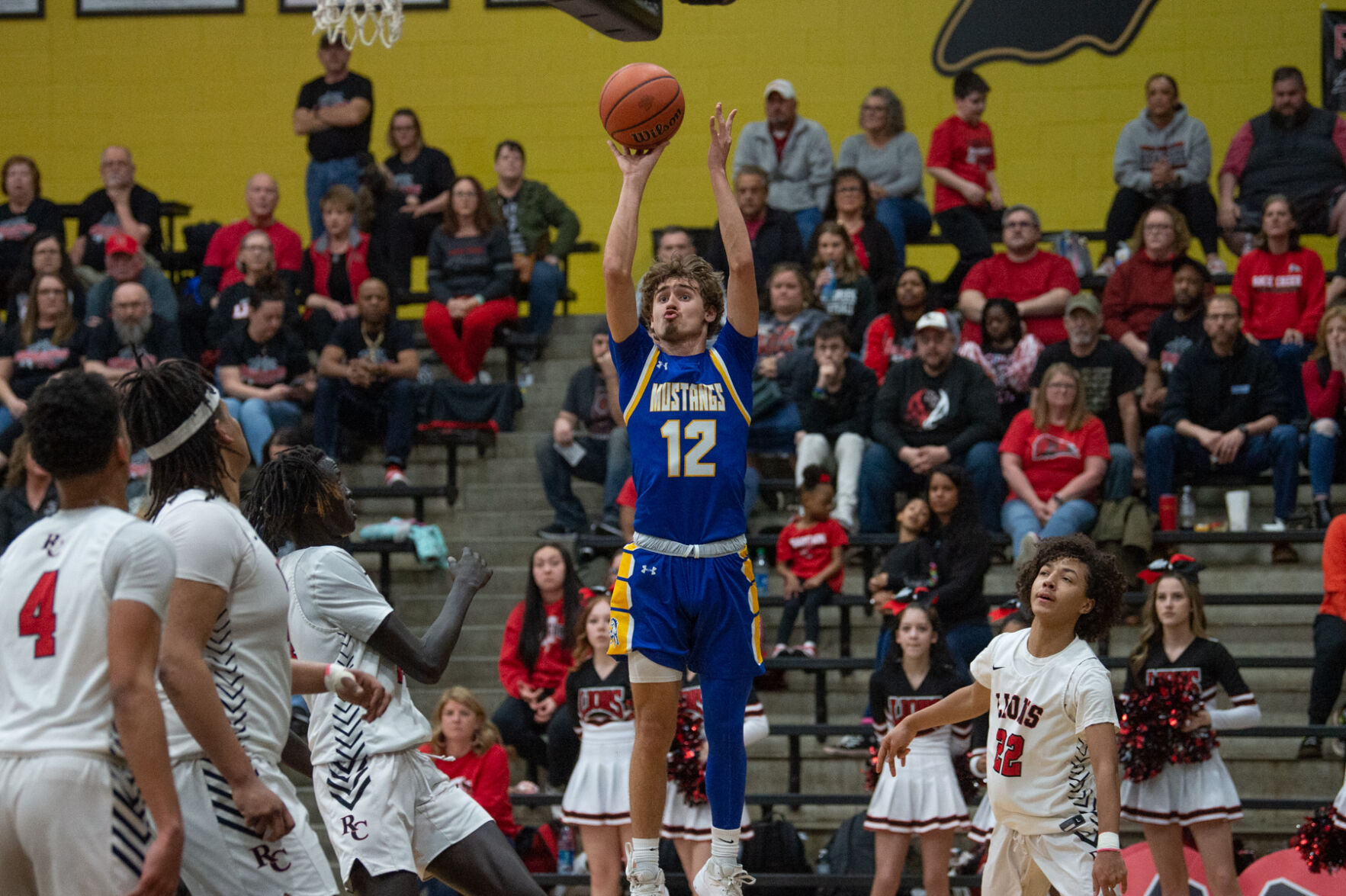 BOYS' BASKETBALL: Lions roar to 1st regional title | Sports ...
