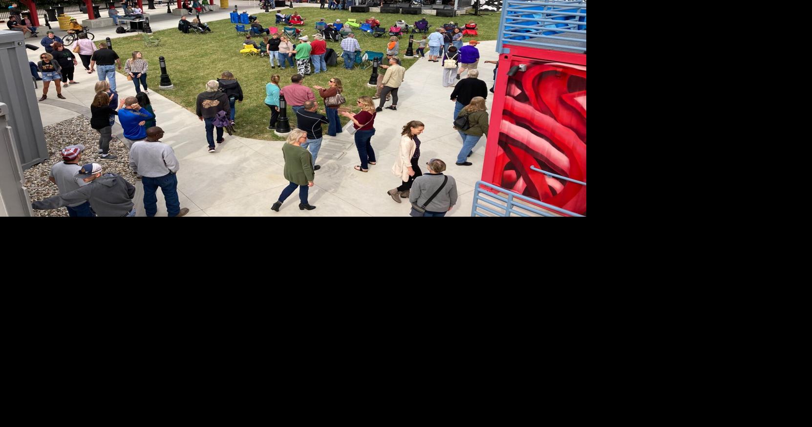 Ribbon cutting slated for NoCo Art Mobile | News | newsandtribune.com