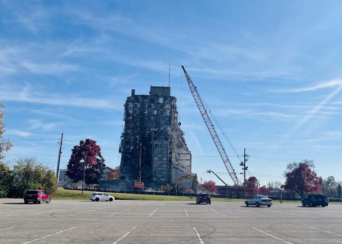 Riverview Tower demolition draws spectators, spurs memories | News ...