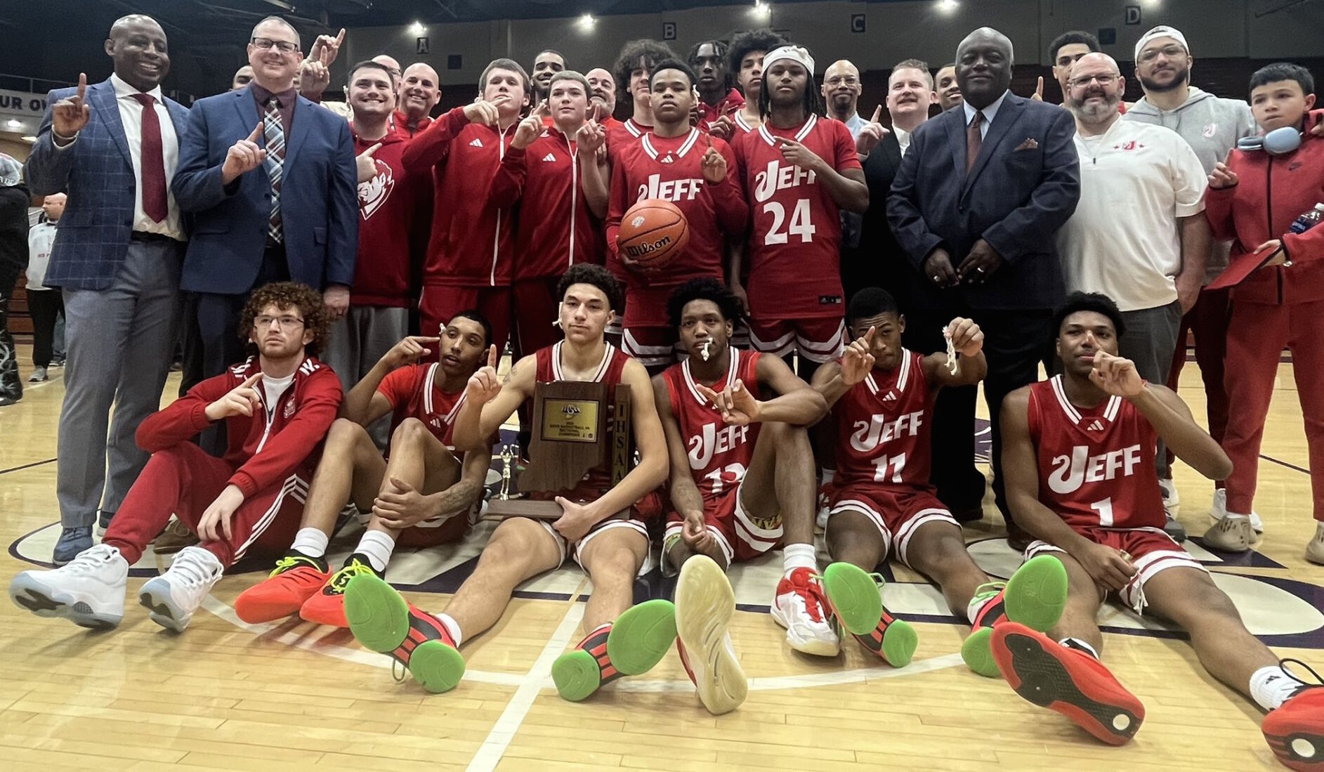 BOYS' BASKETBALL: Red Devils down 'Dogs for 2nd straight sectional ...