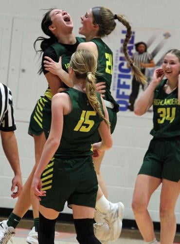 GIRLS' BASKETBALL: Highlanders rally past Dragons | Sports ...