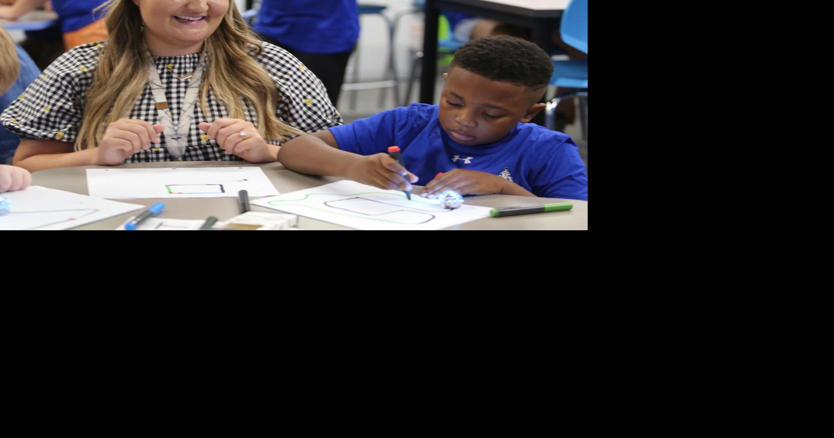 Franklin Square Elementary introduces new STEM classroom | News ...