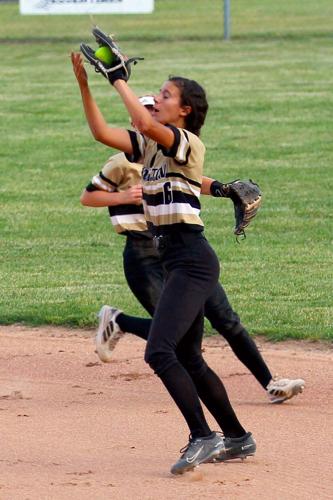 Riverton Parke defeats Covington in Softball Sectional | Sports ...