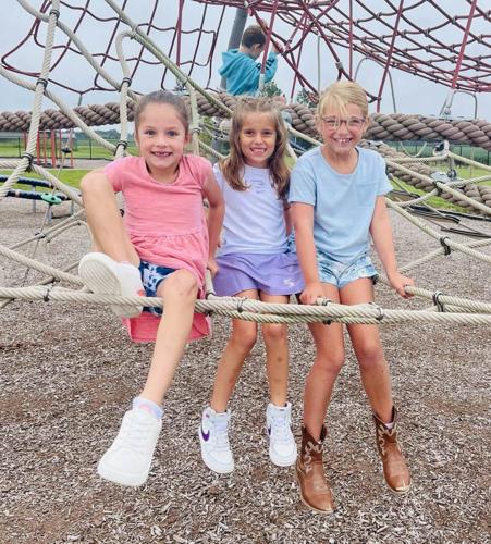Warren Central Elementary School students enjoy recess | | newsbug.info