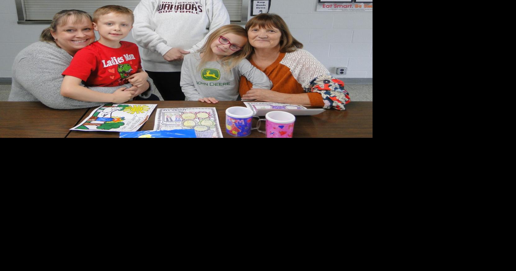 CCGS kindergarteners enjoy Mother's Day get-together | News | newsbug.info