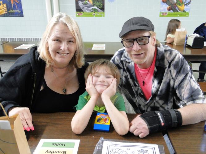 CCGS kindergarteners enjoy Mother's Day get-together | News | newsbug.info