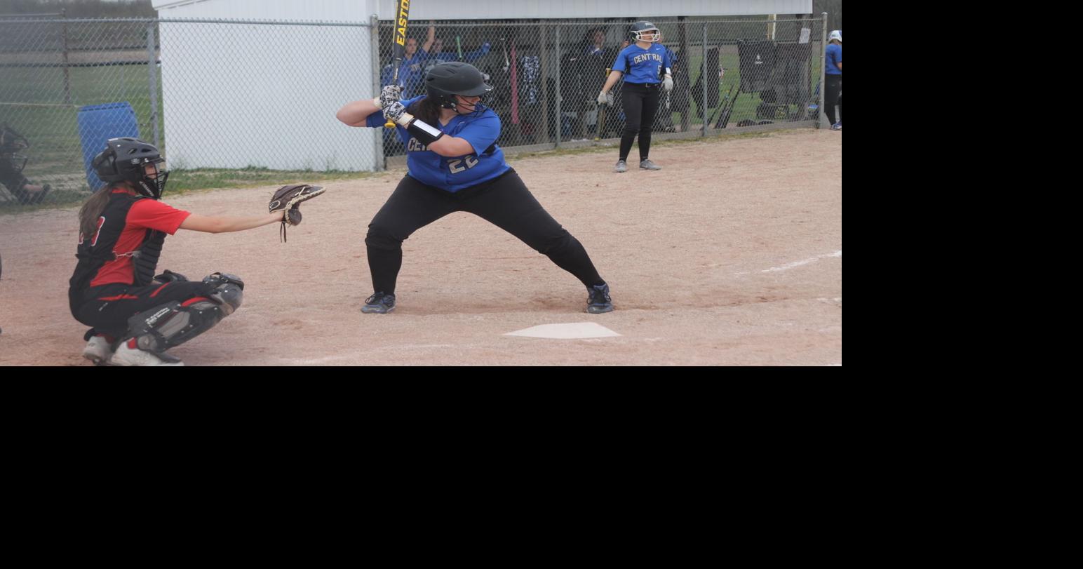 Central suffers big loss to Momence, 18-3 | Sports | newsbug.info