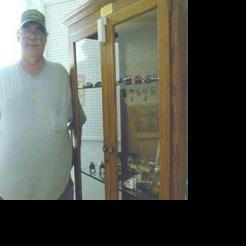 Hiles shares scale model display at Old Courthouse Museum | Iroquois ...