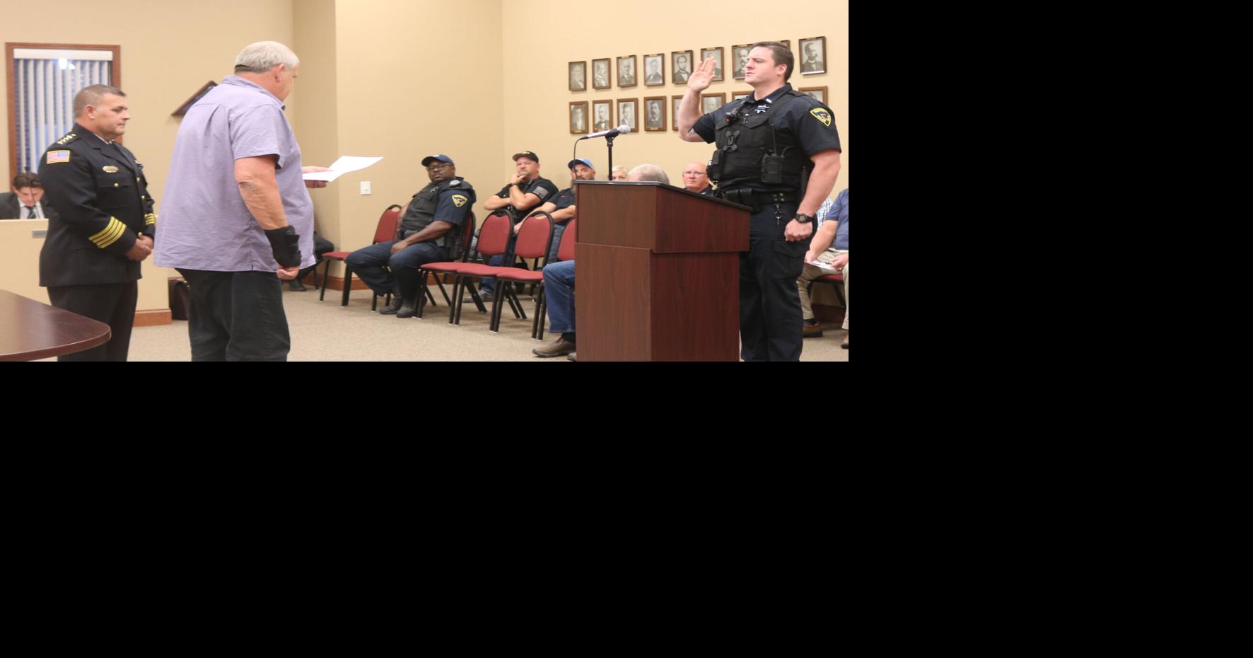 Watseka's newest police officer officially sworn in at September ...
