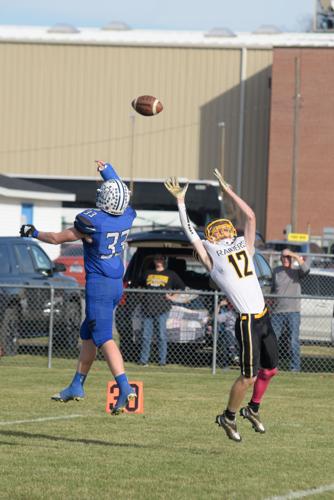 Milford Cissna Park Bearcats ends Ashton-Franklin Center Raiders ...