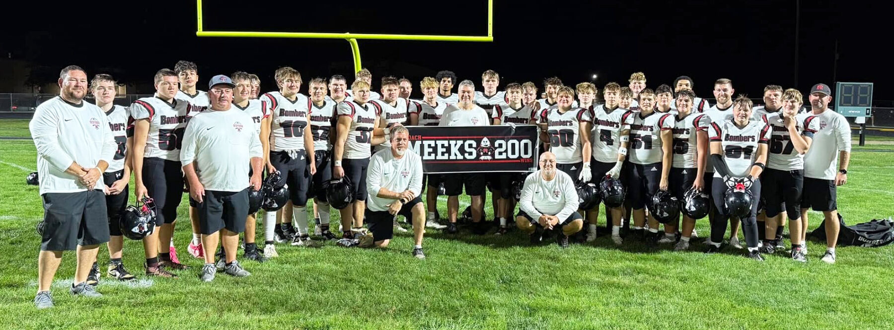 Bombers blast Bison in coach Meeks' 200th win | Sports | newsbug.info