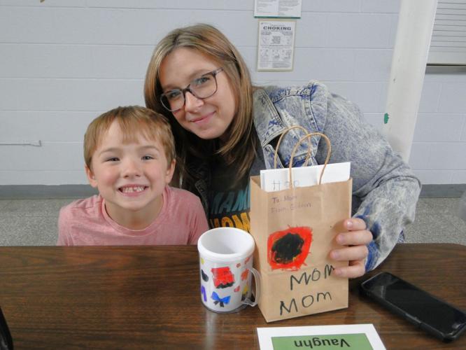 CCGS kindergarteners enjoy Mother's Day get-together | News | newsbug.info