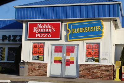 blockbuster going out of business