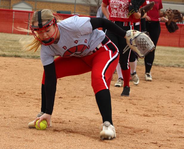 SNAPSHOTS: Twin Lakes opens softball season | Photos | newsbug.info