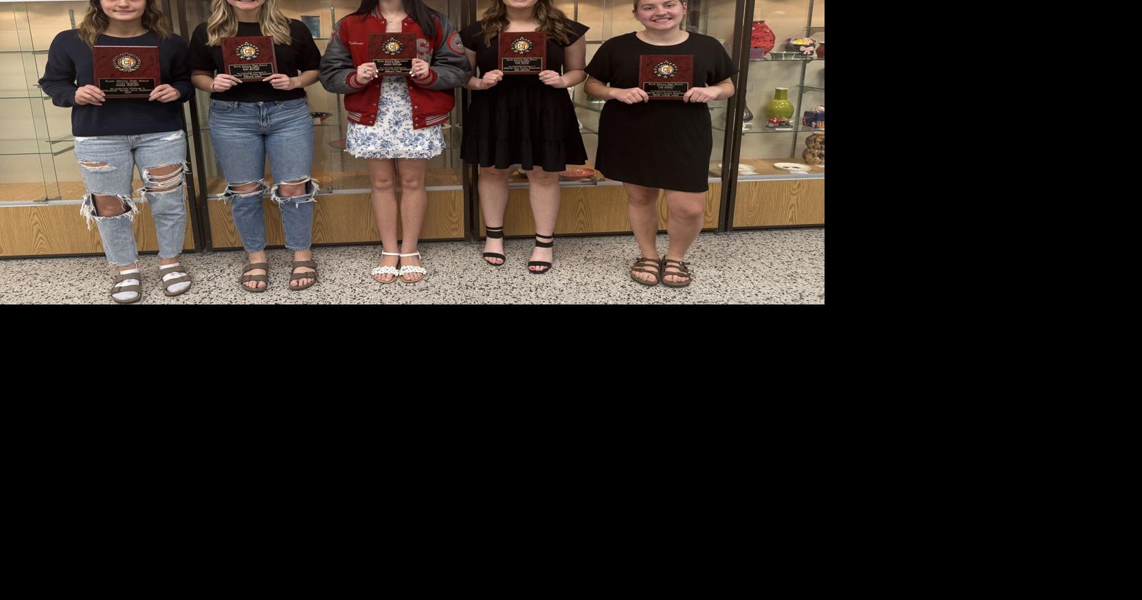 South Newton athletes honored at banquet | Sports | newsbug.info