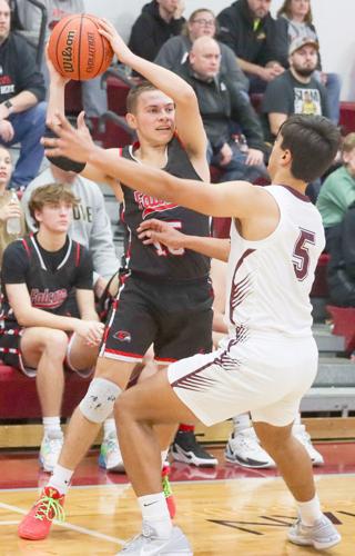 Frontier’s young squad showing signs of growth for the future | Sports ...