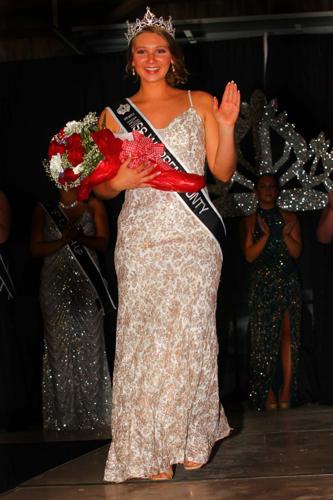 Allyson Thornsbrough crowned Warren County Fair Queen | News | newsbug.info